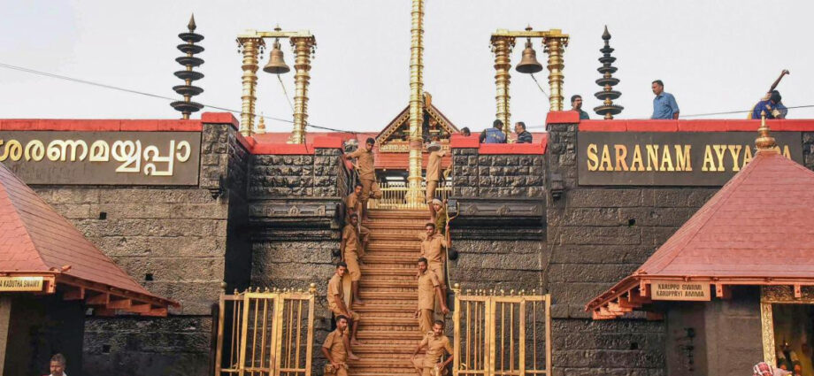 മണ്ഡല മകരവിളക്ക് തീർത്ഥാടനം; ശബരിമല നട തുറന്നു - Thaniniram H E A D L I N E S